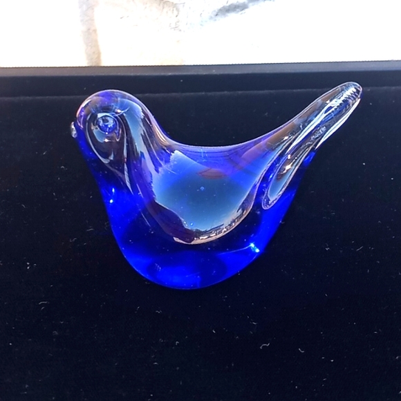Unmarked | Accents | Vintage Blue Art Glass Bird Paperweight Figurine ...